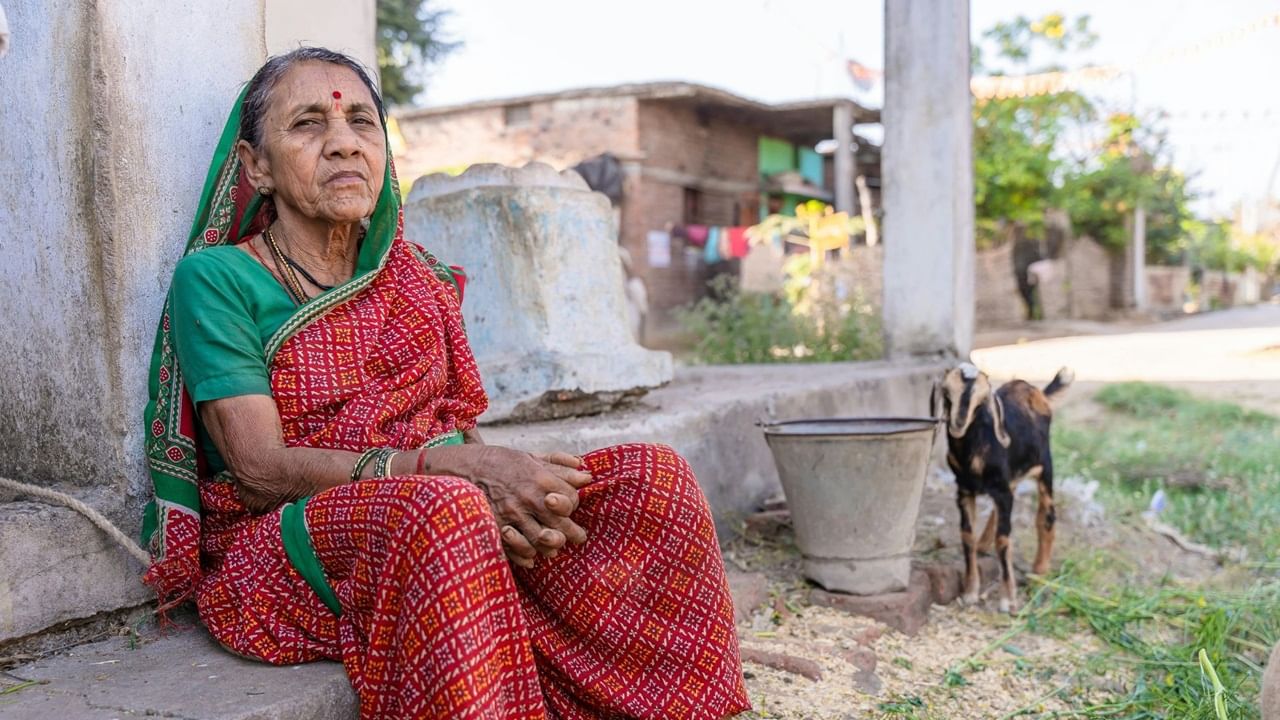 PMJAY: PM Modi to Launch Ayushman Bharat Health Insurance for Seniors ...