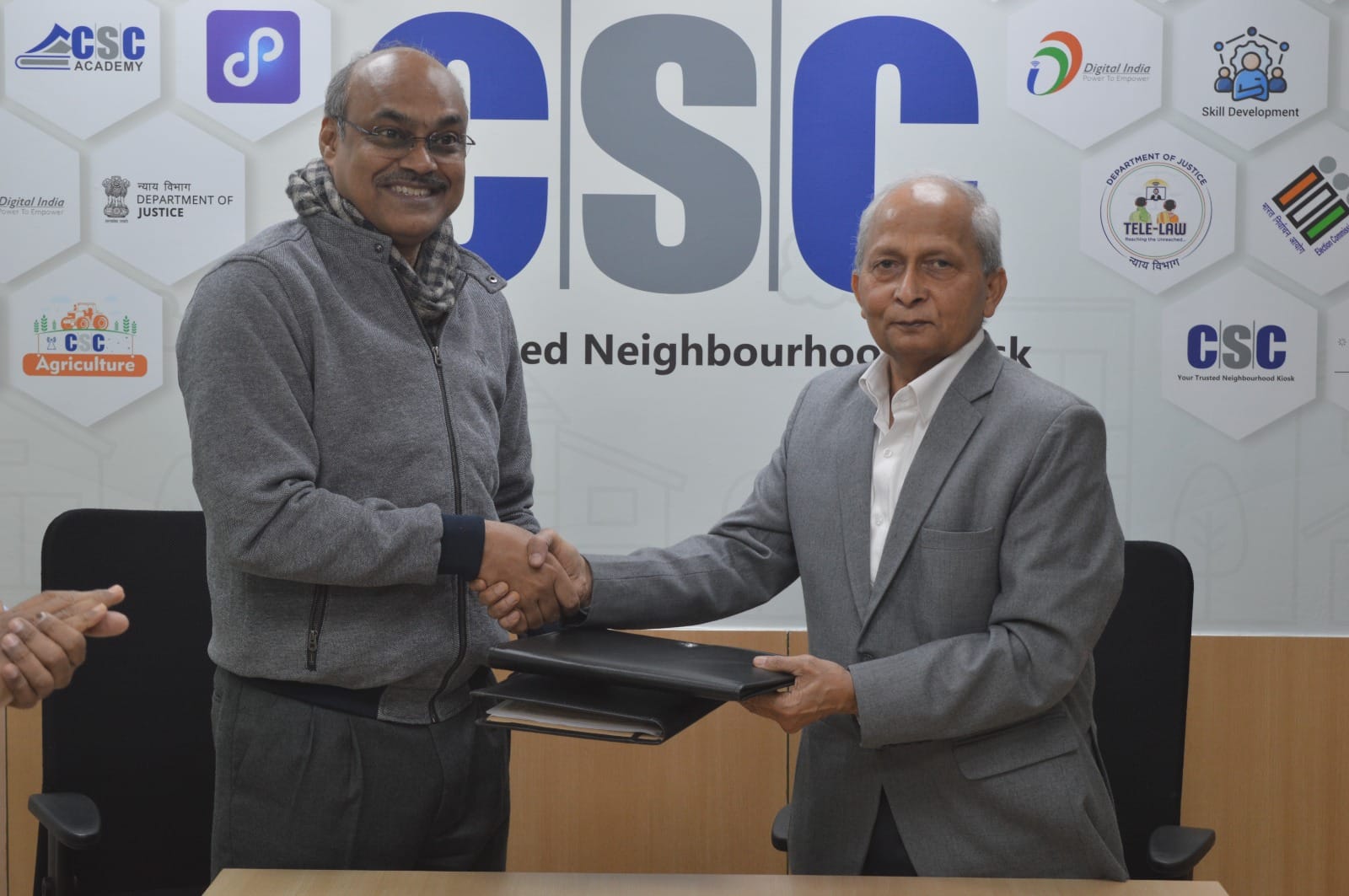 CSC Signs MoU with IFFCO to Empower 10,000 FPOs with Agriculture Inputs