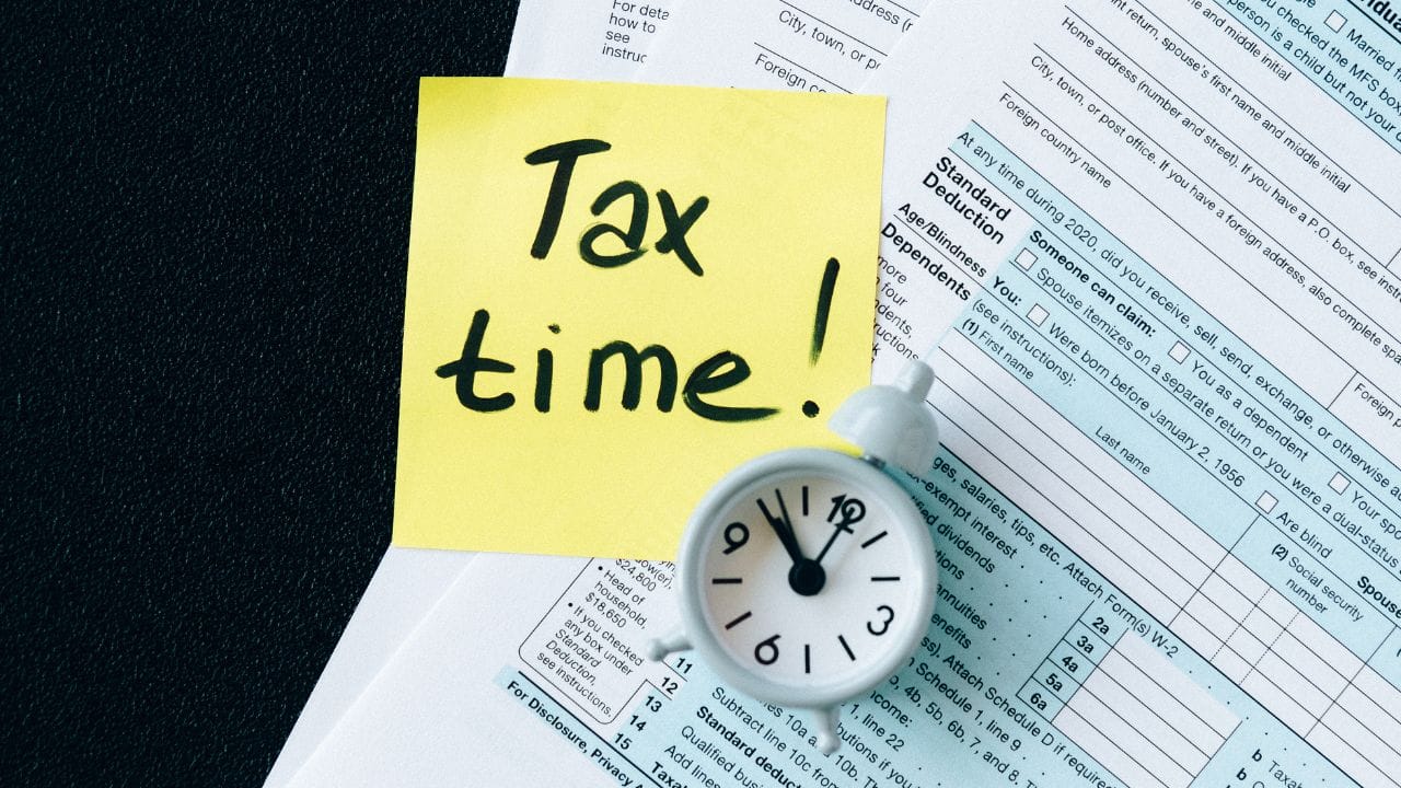ITR Filing Deadline Extended: Taxpayers Get Time Until January 15, 2025 ...
