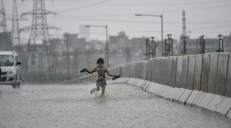 Weather Update: IMD Issues Heavy Rain and Cold Wave Alert in These ...