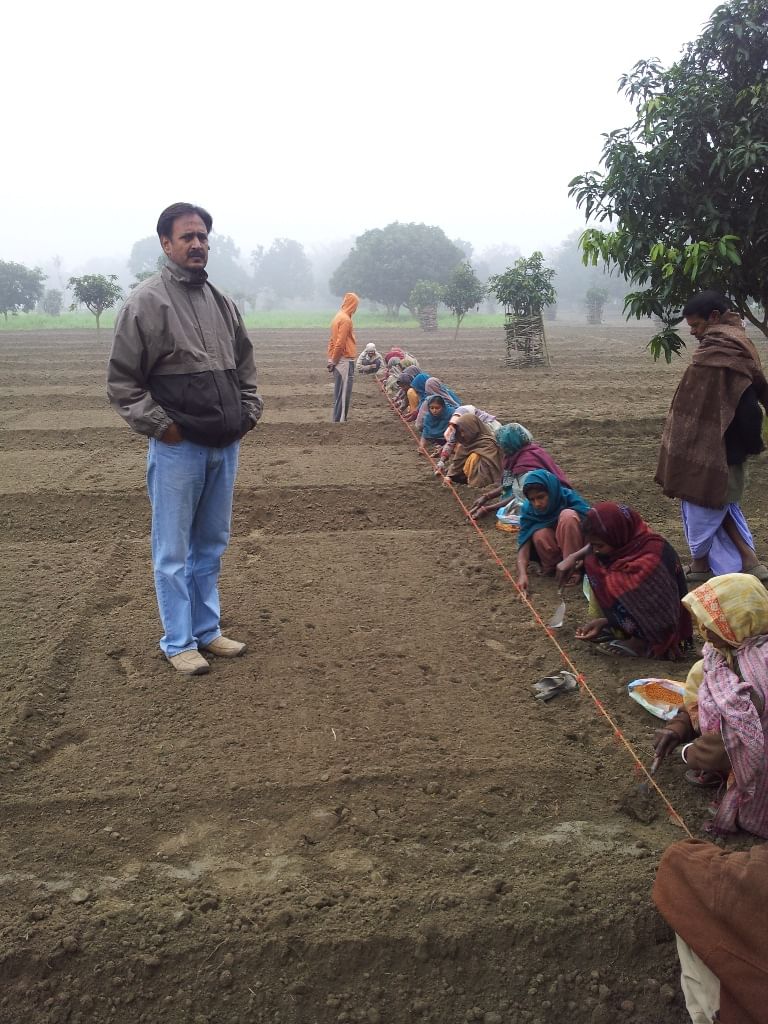 This Innovative Bihar Farmer & Mukhiya teaches how Farming can be made ...