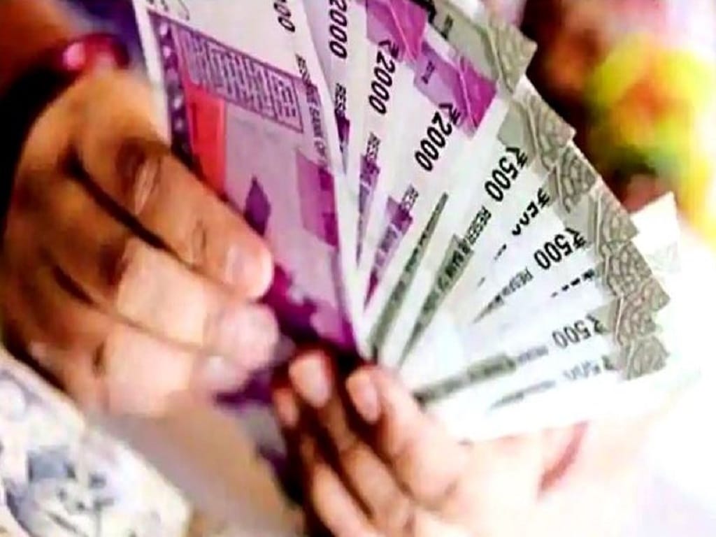 Bajaj Finance Offers High FD Rates; Check All Details Here
