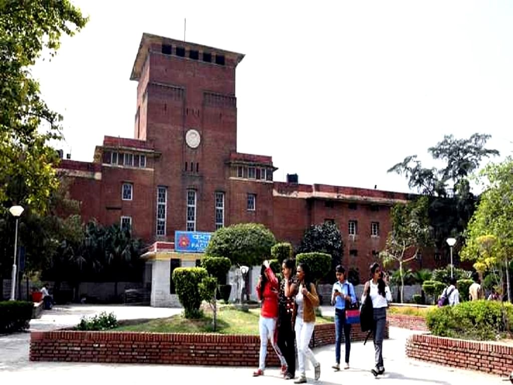 DU Likely to Provide Job-Oriented Courses to Students