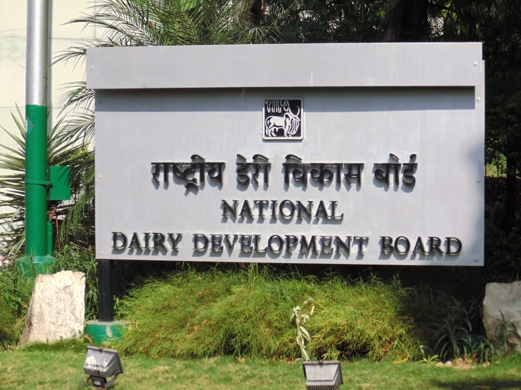 NDDB and NDRI to Work Together to Take Lumpy Skin Disease Treatment ...