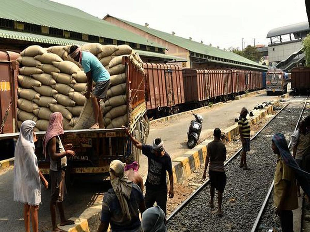 Finance Ministry Releases Rs 25,000 Crore to FCI as Food Subsidy