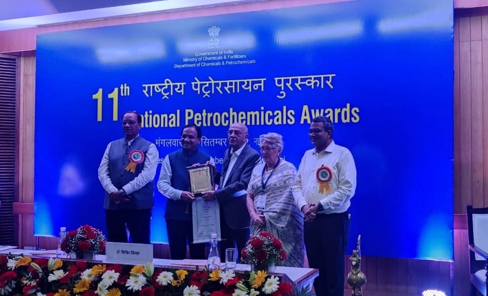 Rajnikant D. Shroff, CMD of UPL Bestowed Lifetime Recognition Award by ...