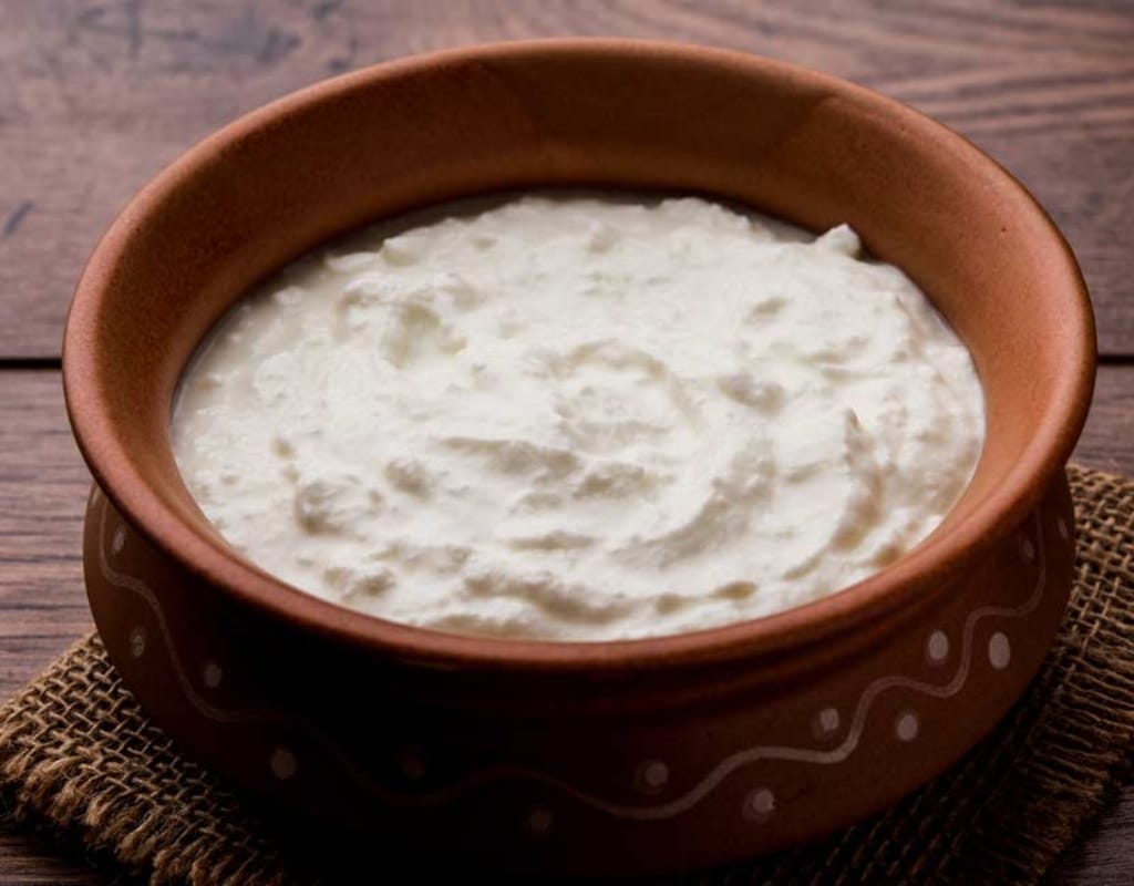 7 Tips and Tricks to Set Curd in Winters
