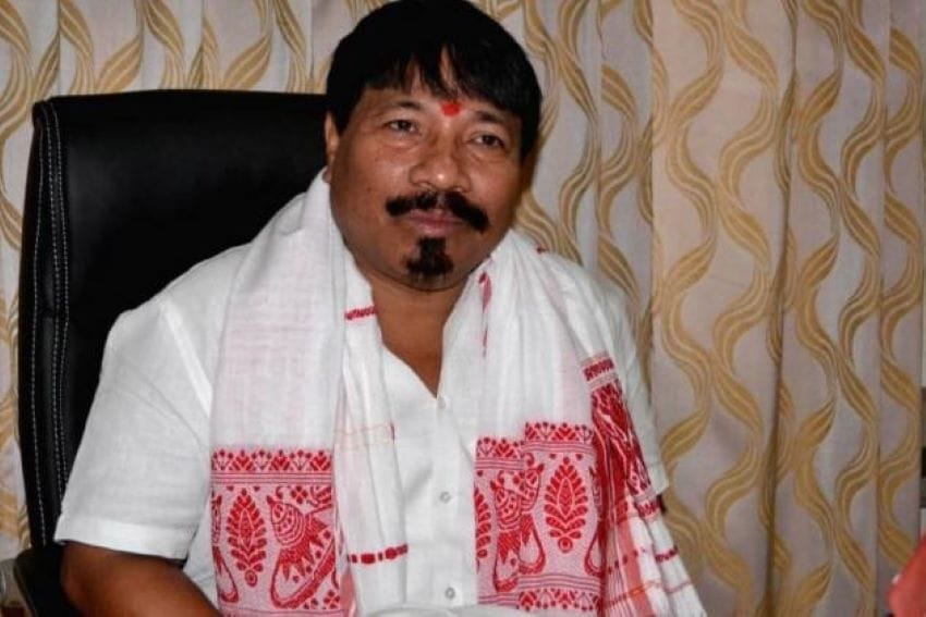Assam Agri Mininister Atul Bora Interacted with Local Farmers in ...