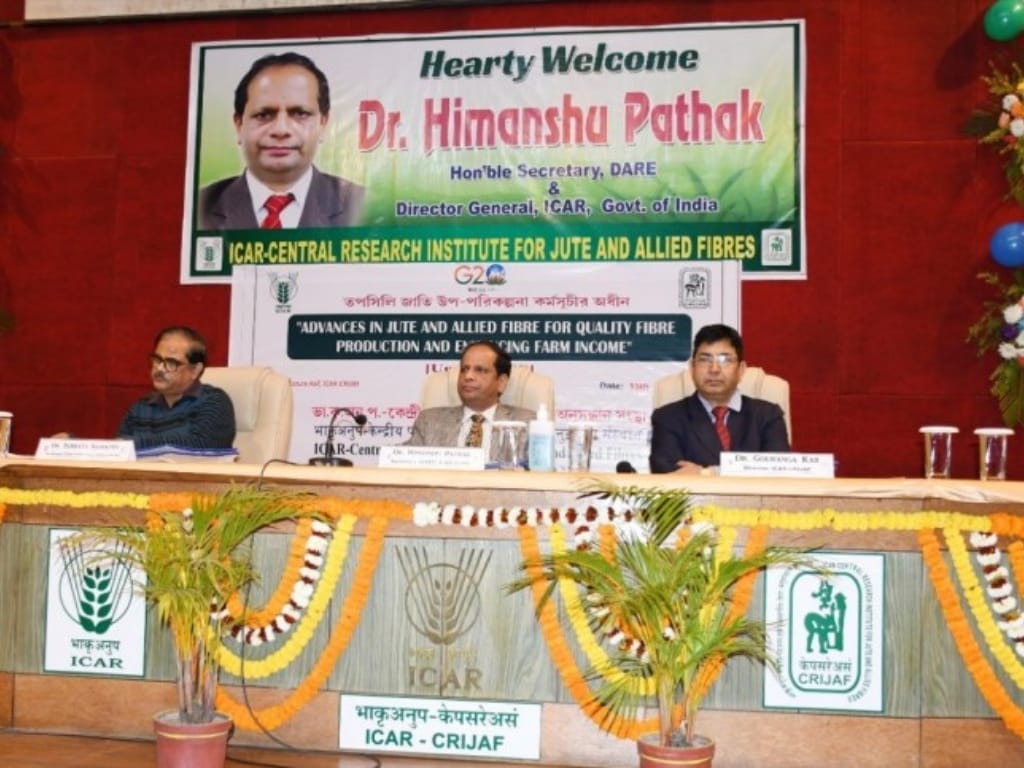 Dr. Himanshu Pathak Visits ICAR CRIJAF in Barrackpore, Interacts with ...