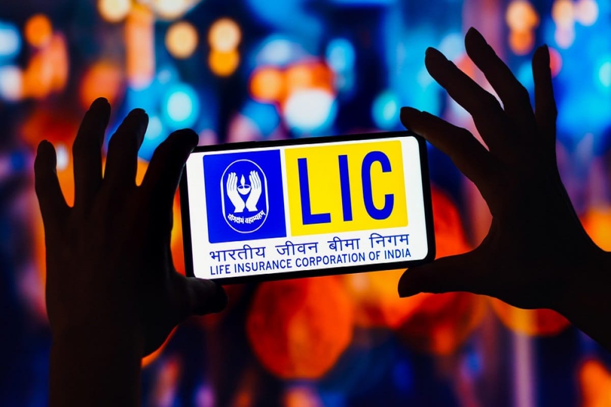LIC: This LIC Plan Promises Guaranteed Bonus & Money-Back Benefits ...