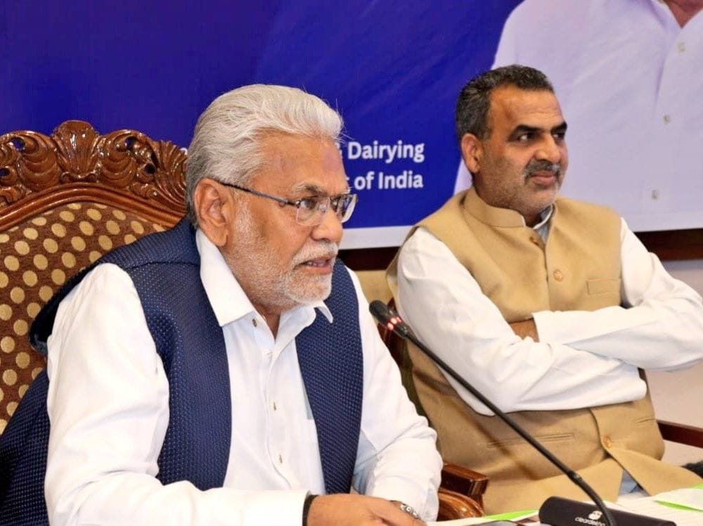 Strengthen Veterinary Services in India, Says Union Minister Parshottam ...