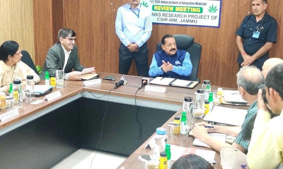 Dr. Jitendra Singh Chairs Review Meeting of CSIR-IIIM's Cannabis ...