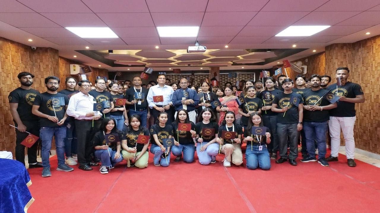 ICAR Deputy Director General Dr RC Agarwal and IPS Principal Advisor ...