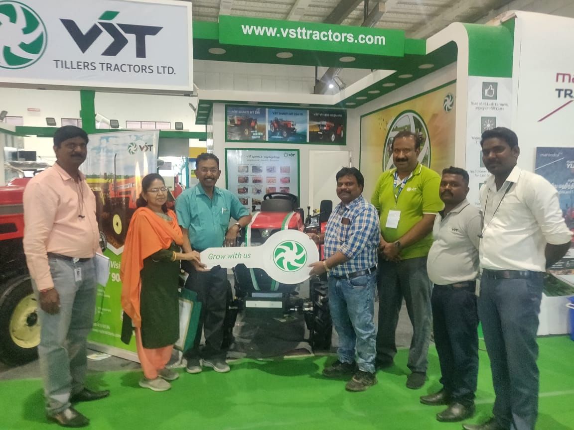 VST Tillers Tractors Ltd Unveils VST 929 DI EGT Tractor in Tamil Nadu ...